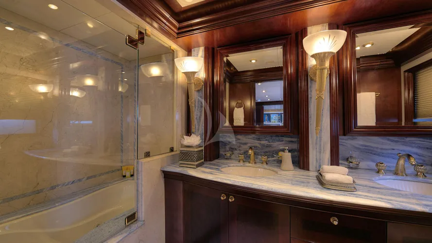 ZOOM ZOOM ZOOM yacht for charter (Trinity Yachts, 49.07m, 2005)